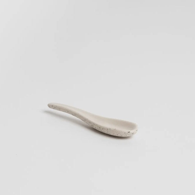 Ceramic spoon 10cm bone – green with envy nz